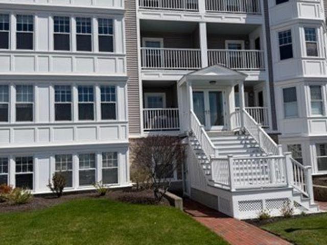 Park Ave Unit,hull, Condo For Sale