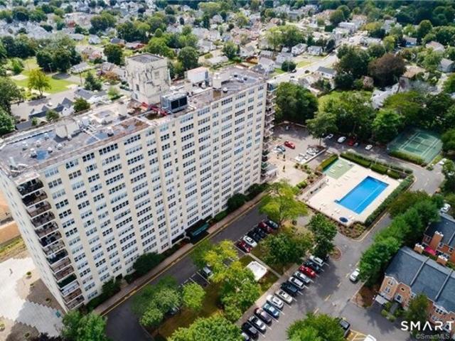 Park Ave Unit J, Bridgeport, Condo For Sale