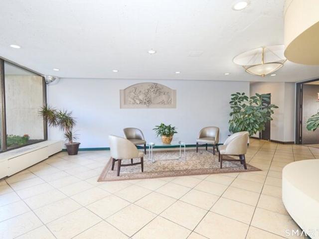 Park Ave Unit P, Bridgeport, Condo For Sale