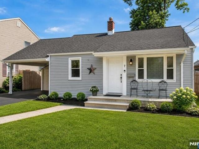 Park Ave, Wanaque, Home For Sale