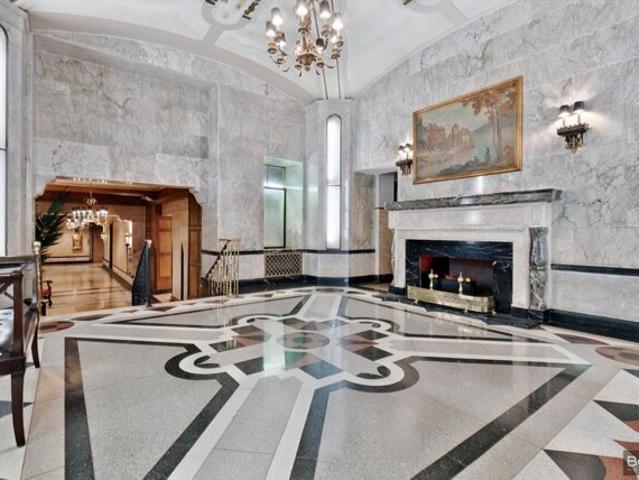 Park Ave Apt B, New York, Property For Sale