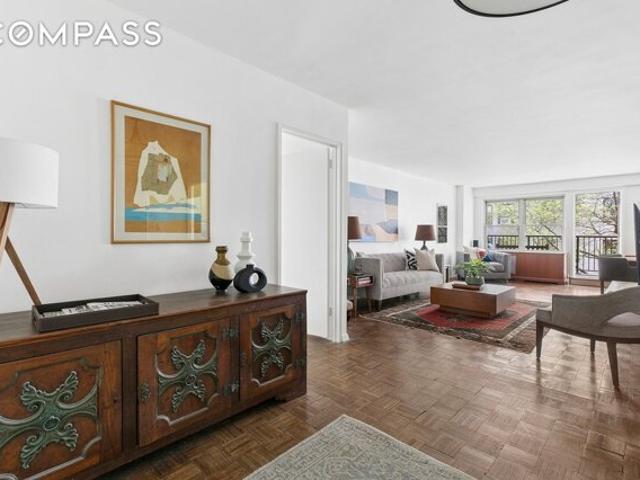 Park Ave Apt F, Manhattan, Property For Sale
