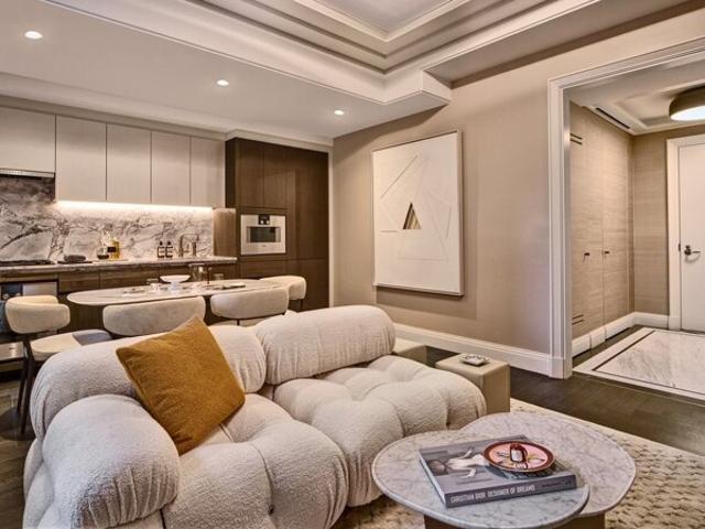 Park Ave Apt,new York, Condo For Sale