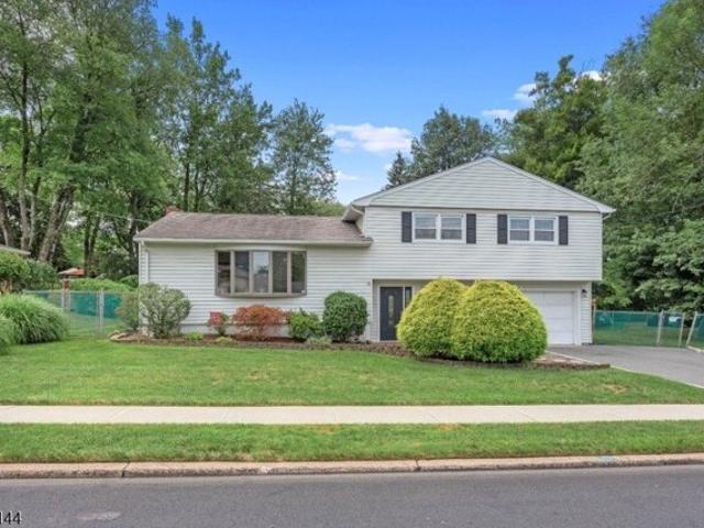 Park Ave, Emerson, Home For Sale
