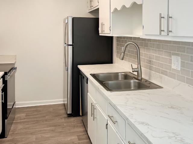 Park Avenue Villas 1 Bedroom Apartment for Rent at 2102 E Park Ave, Tallahassee, FL 32301