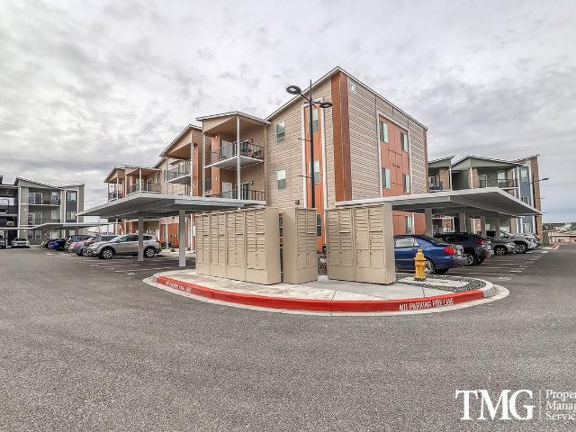 Park Avenue at Hansen Park 1 Bedroom Apartment for Rent at 7968 W 10th Ave, Kennewick, WA 99336