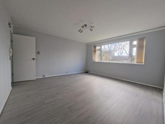 Park Avenue, BIRMINGHAM, B18 2 bed apartment to rent £1,000 pcm £231 pw