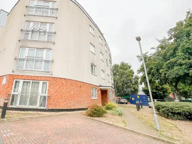 Park Avenue, Burnt Ash Lane, London, BR1 4DJ, United Kingdom | 2 bed apartment for rent #165515062 | Rentberry