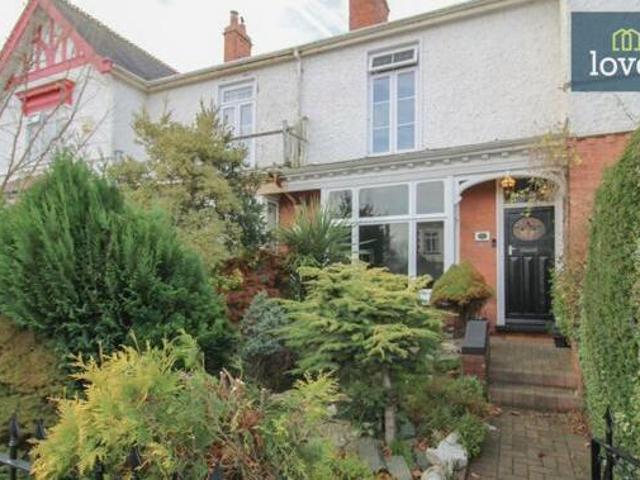 Park Avenue, Grimsby, 4 Bedroom Town