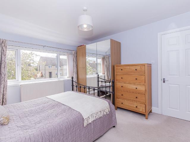 Park Avenue, Kidlington OX5, 1 bed flat to rent, £1,295 pcm | PrimeLocation
