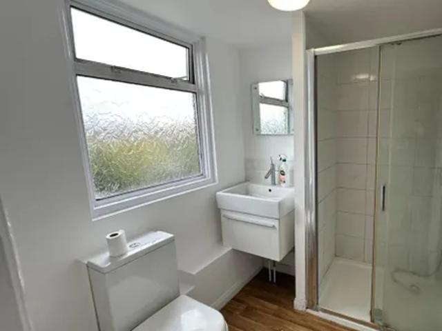 Park Avenue, London, N13 5PG, United Kingdom | 1 bed apartment for rent #165421800 | Rentberry