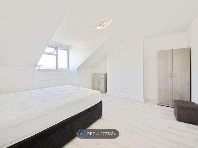 Park Avenue, London N22, Room to rent, £1,250 pcm | PrimeLocation