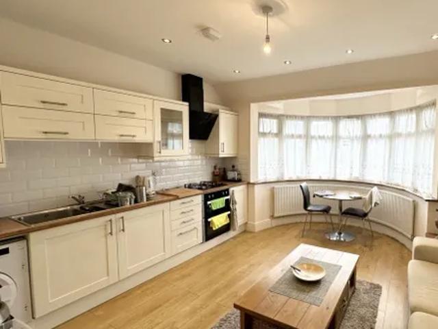 Park Avenue North, Dudden Hill, London, NW10 1JX, United Kingdom | Room for rent #166099990 | Rentberry