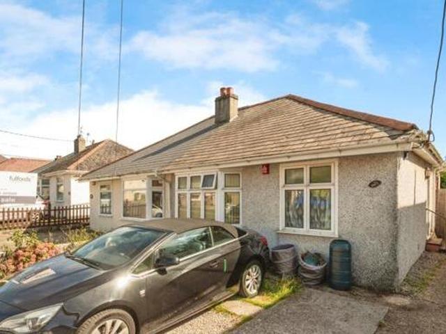 Park Avenue, Plymouth, 2 Bedroom Semi detached