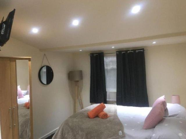 Park Avenue Studio to rent £1,351 pcm £312 pw