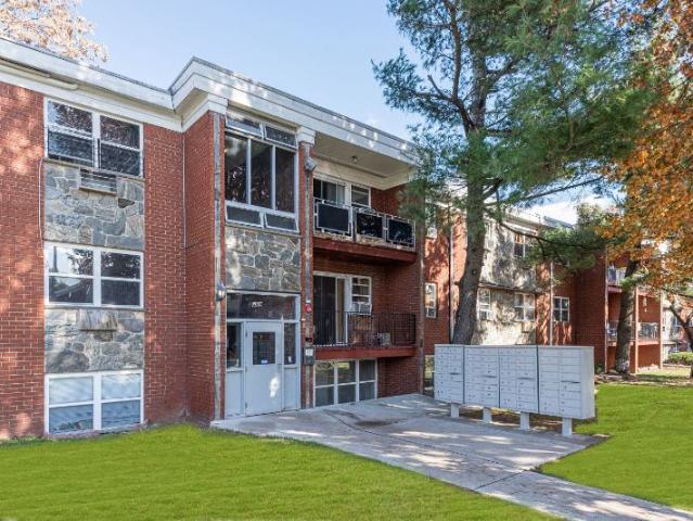 Park AveOrange NJ 1 BR Price 1800 Heathot water