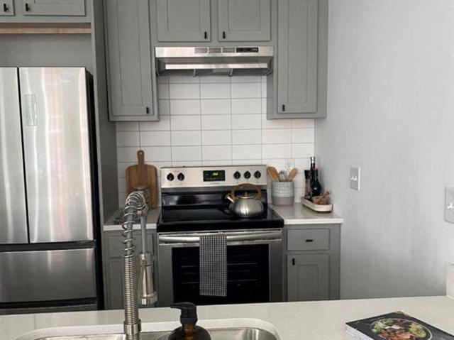 Park and Main 1 Bedroom Apartment for Rent at 20 Park St, Hartford, CT 06106 South Green