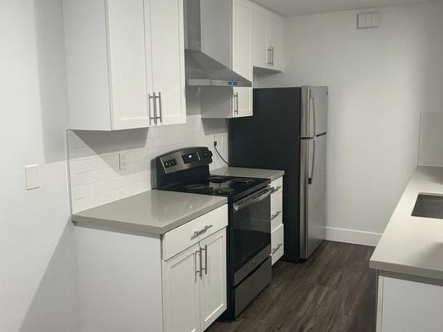 Park Apartments 1 Bedroom Apartment for Rent at 1741 Park Ave, Long Beach, CA 90815 Traffic Circle