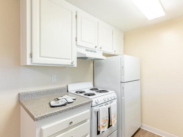 Park Branham 1 Bedroom Apartment for Rent at 1520 Branham Lane, San Jose, CA 95118 Branham Jarvis