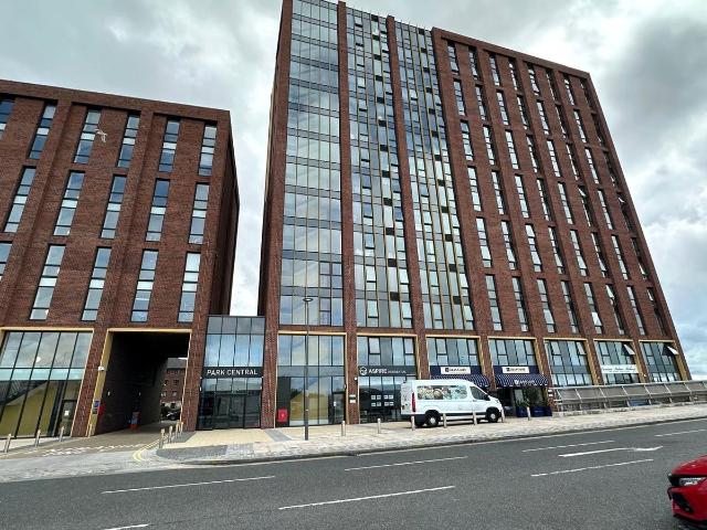 Park Central, 11 Jesse Hartley Way, Liverpool, Merseyside L3, 2 bed flat to rent, £1,200 pcm | PrimeLocation