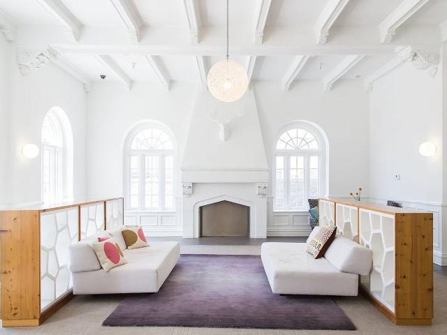 Park Central Studio Apartment for Rent at 300 E Armour Blvd, Kansas City, MO 64111 Broadway Gillham