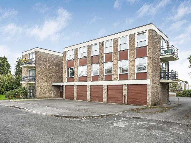 Park Close, Oxford OX2, 2 bed flat to rent, £1,800 pcm | PrimeLocation