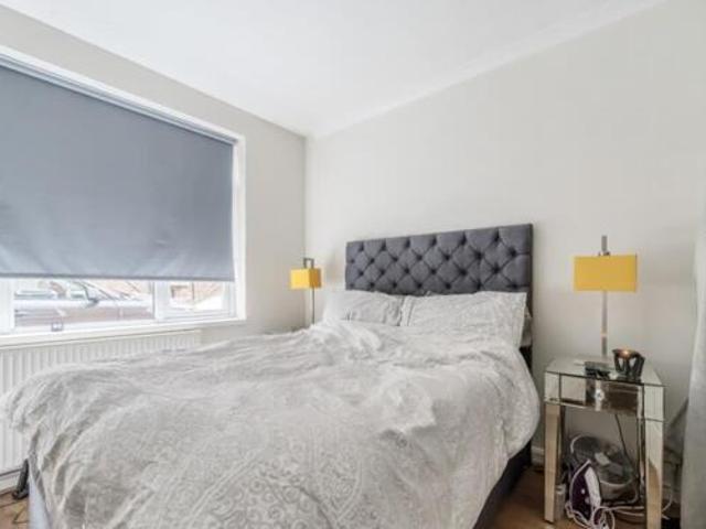 Park Close, London, 1 Bedroom Ground