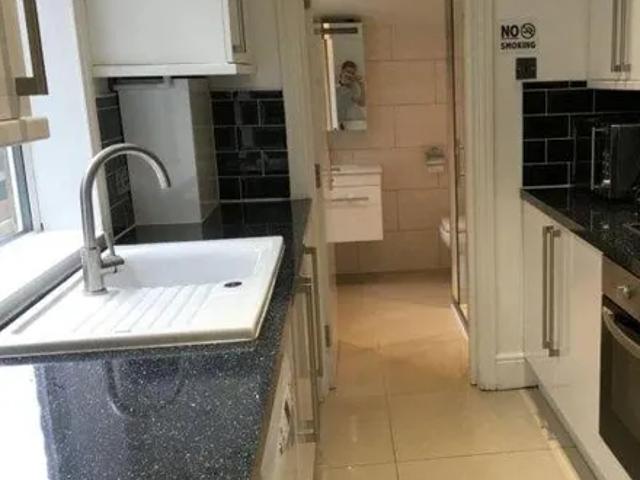 Park Corner, Stirchley, B29 7QW, United Kingdom | Room for rent #134071760 | Rentberry