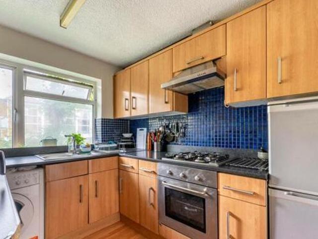 Park Court, Wembley Park, 2 Bedroom Maisonette