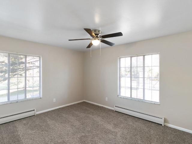 Park Crest Apartments 2 Bedroom Apartment for Rent at 1700 S West Ave, Jackson, MI 49203