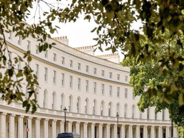 Park Crescent, Marylebone, Studio Apartment For