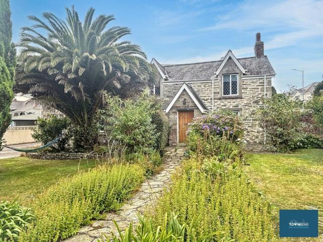 Park Crescent, Falmouth, TR11 6 bed link detached house to rent £4,400 pcm £1,015 pw