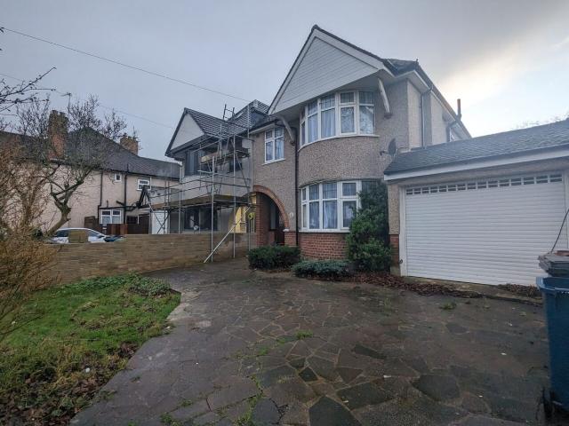 Park Crescent, Harrow, Middlesex HA3, 4 bed semi detached house to rent, £2,800 pcm | PrimeLocation