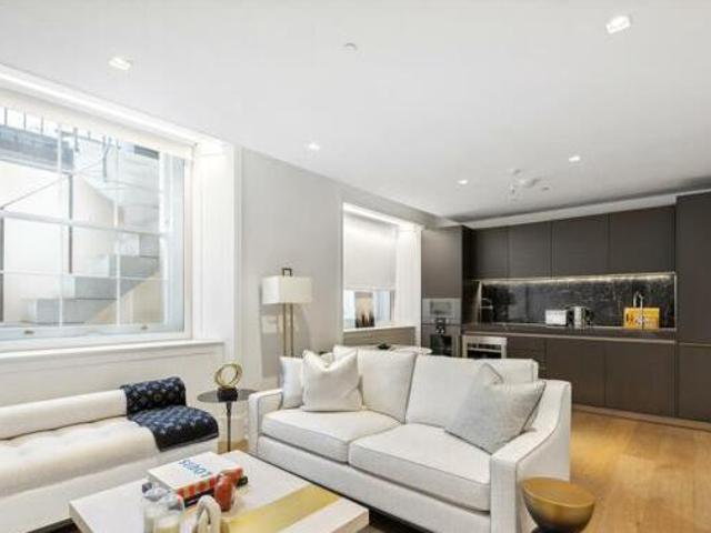 Park Crescent West, The Regents Crescent, Marylebone, 1 Bedroom Flat