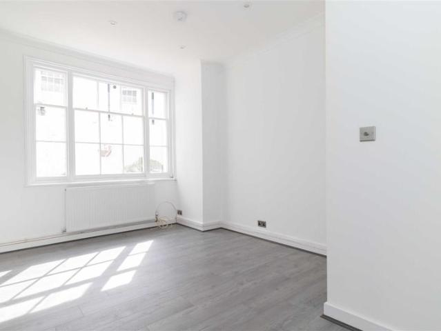 Park Crescent, Worthing