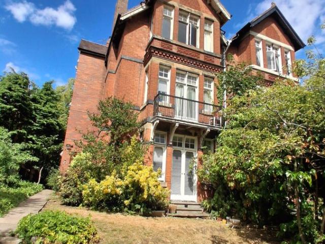 Park Dale West, Tettenhall, Wolverhampton WV1, Studio to rent, £550 pcm | PrimeLocation
