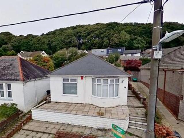 Park Drive, Neath, 2 Bedroom Bungalow