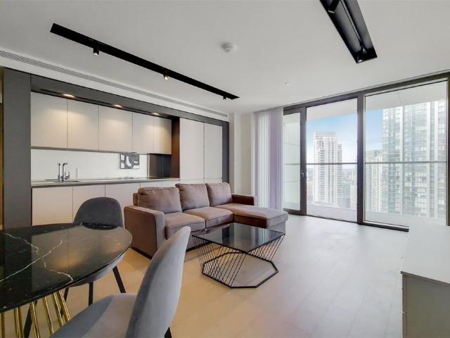 Park Drive, London, E14 1 bed apartment to rent £3,575 pcm £825 pw