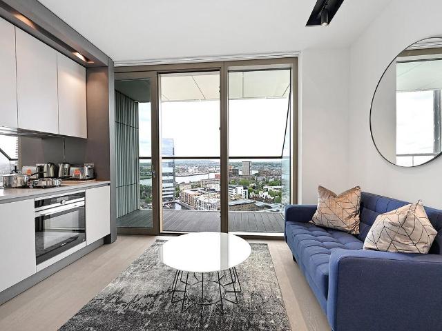 Park Drive, London, E14 Studio to rent £2,847 pcm £657 pw