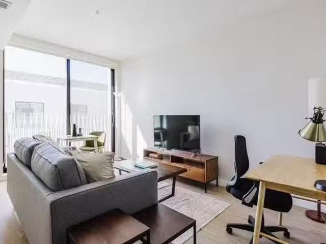 Park East, 200 Mesnager St, Chinatown 1 Bedroom 1 Bath