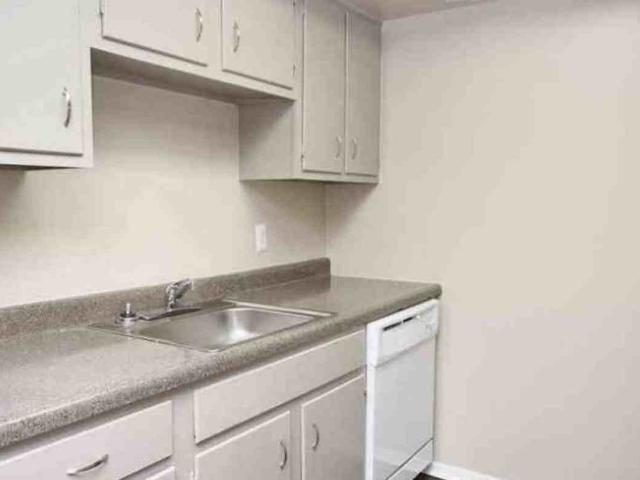 Park East Apartments 2 Bedroom Apartment for Rent at 655 Sharp Ln, Central, LA 70815 Park Forest LA North