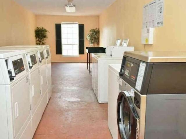 Park East Apartments 2 Bedroom Apartment for Rent at 655 Sharp Ln, Central, LA 70815 Park Forest LA North