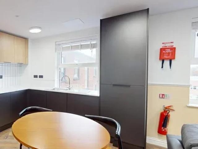 Park Hall, Thurloe Street, Victoria Park, Manchester, M14 5EN, United Kingdom | 5 bed apartment for rent #138694024 | Rentberry