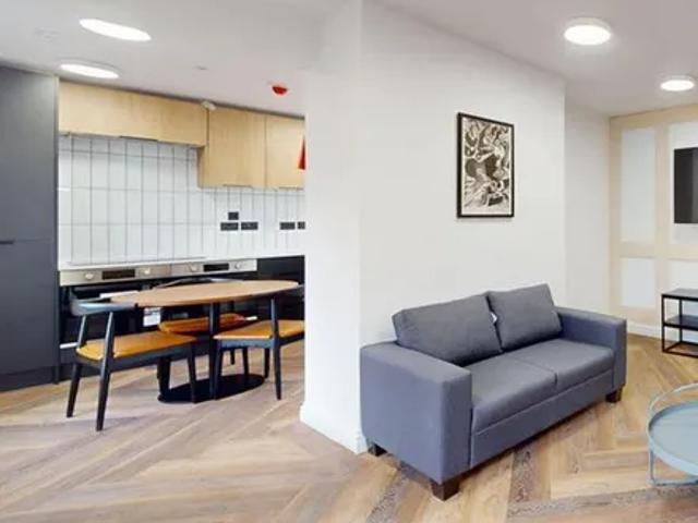 Park Hall, Thurloe Street, Victoria Park, Manchester, M14 5EN, United Kingdom | 6 bed apartment for rent #137557152 | Rentberry