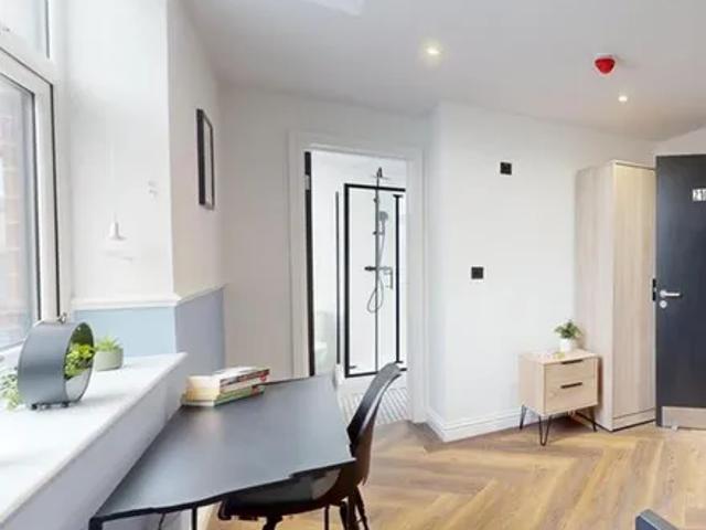 Park Hall, Thurloe Street, Victoria Park, Manchester, M14 5EN, United Kingdom | 6 bed apartment for rent #137836139 | Rentberry