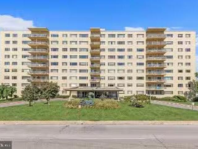 Park Heights Ave Unit 206
