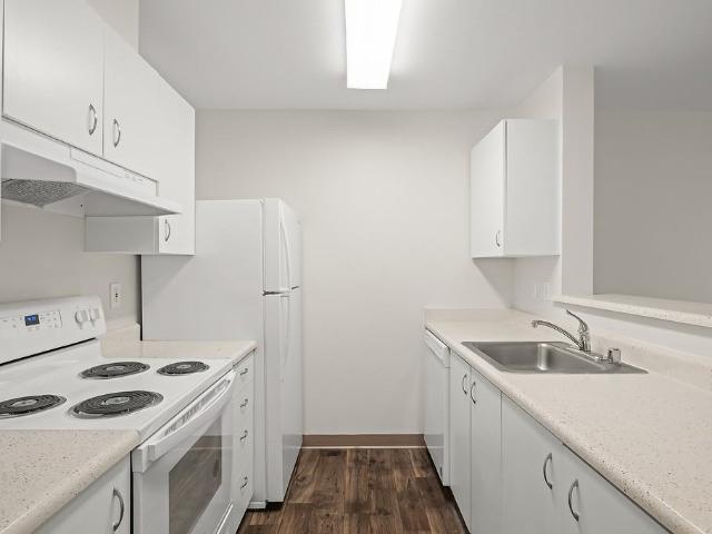 Park Highland 2 Bedroom Apartment for Rent at 304 118th Ave Se, Bellevue, WA 98005 Wilburton NE 8th St