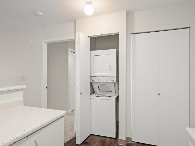 Park Highland 2 Bedroom Apartment for Rent at 304 118th Ave Se, Bellevue, WA 98005 Wilburton NE 8th St