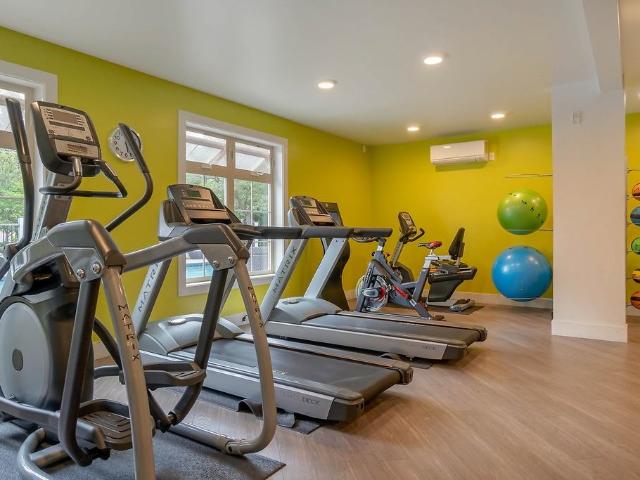 Park Highland 2 Bedroom Apartment for Rent at 304 118th Ave Se, Bellevue, WA 98005 Wilburton NE 8th St