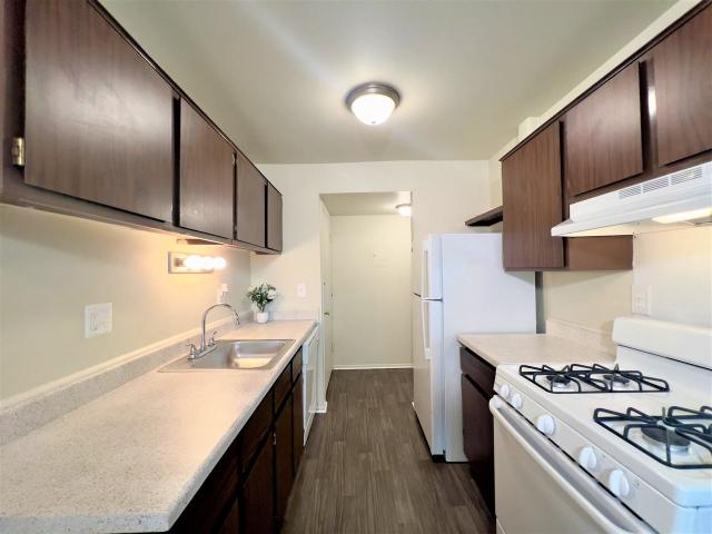Park Hill Apartments 1 Bedroom Apartment for Rent at 33000 Parkhill Street, Wayne, MI 48184 Wayne